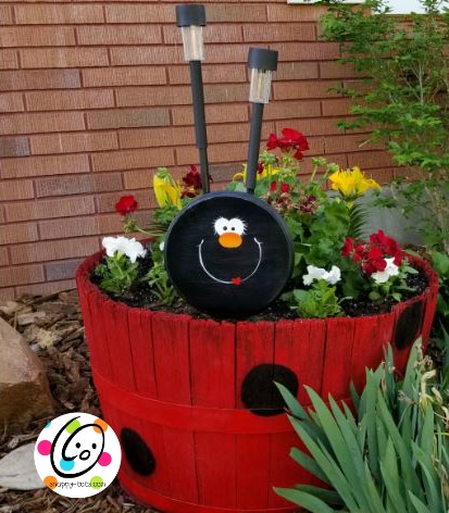DIY Ladybug Planter and Table - Snappy Tots