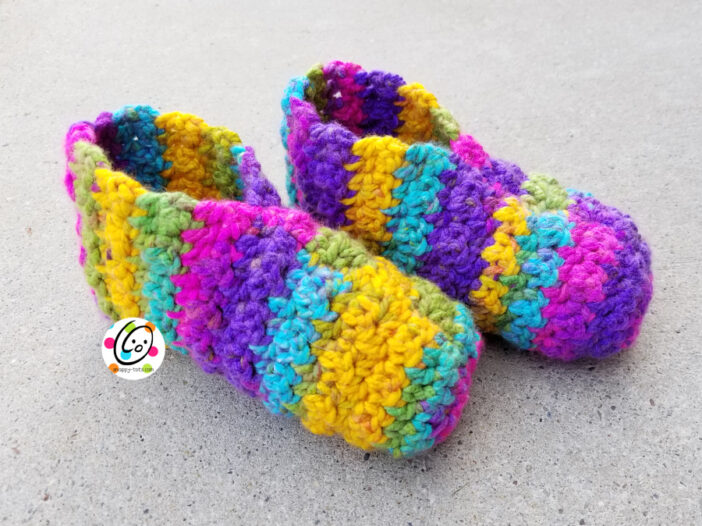 Huggy Slippers Crochet Pattern - Snappy Tots