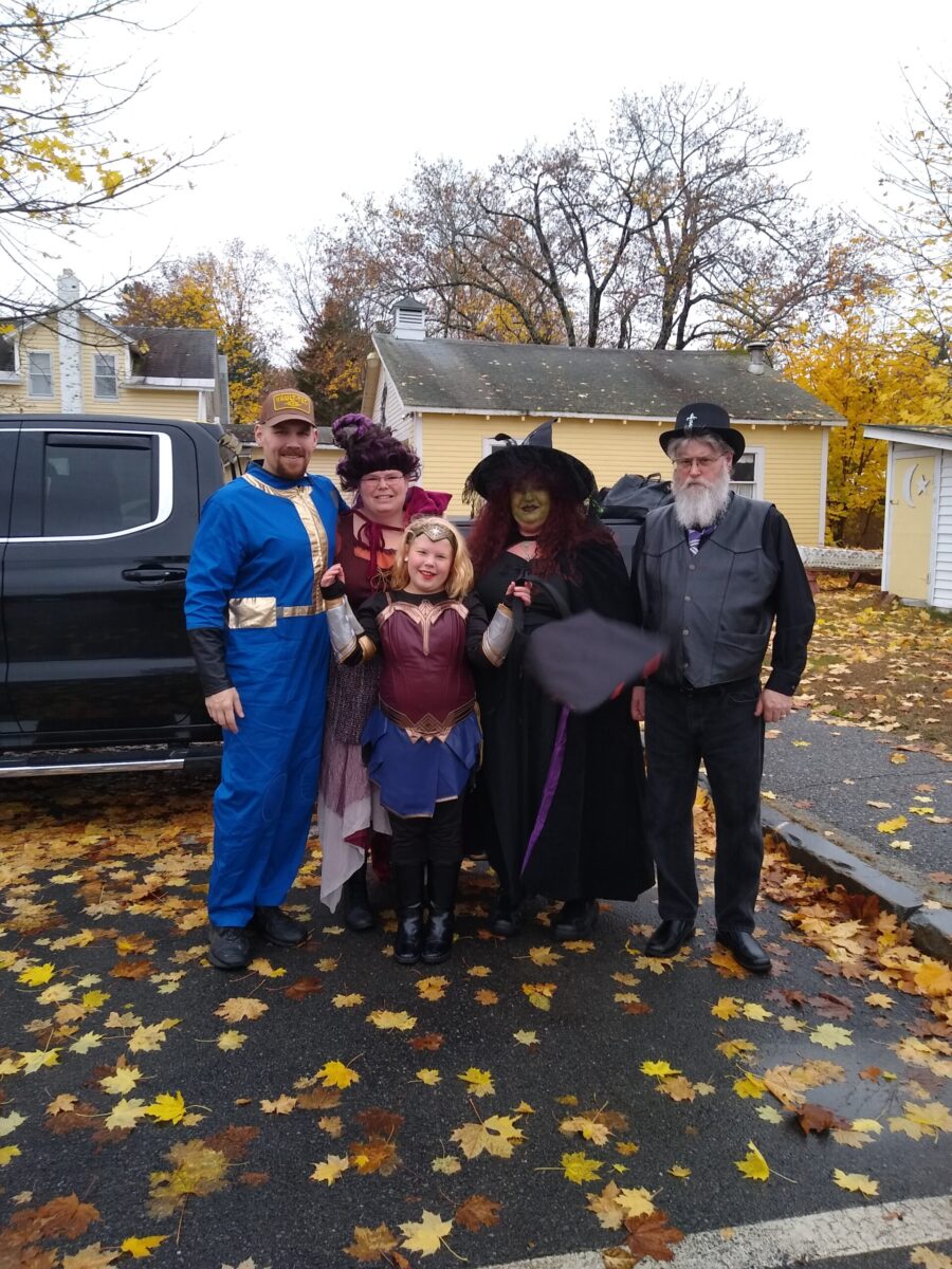 9th Annual Costume Parade For Patterns - Snappy Tots