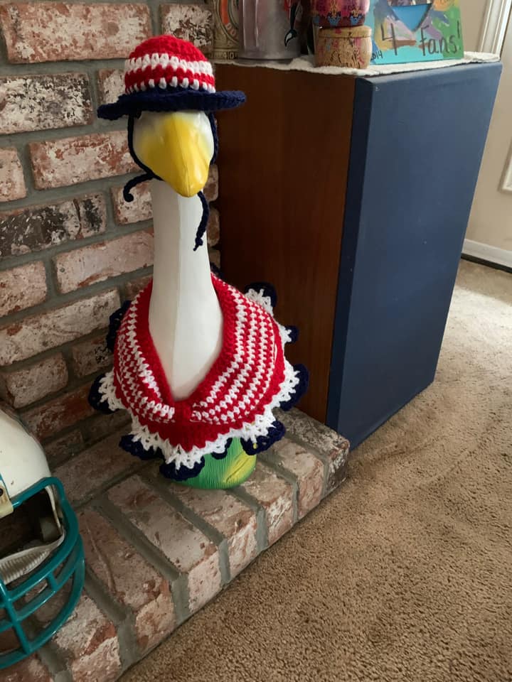 Free Pattern: Flirty Goose Set - Snappy Tots