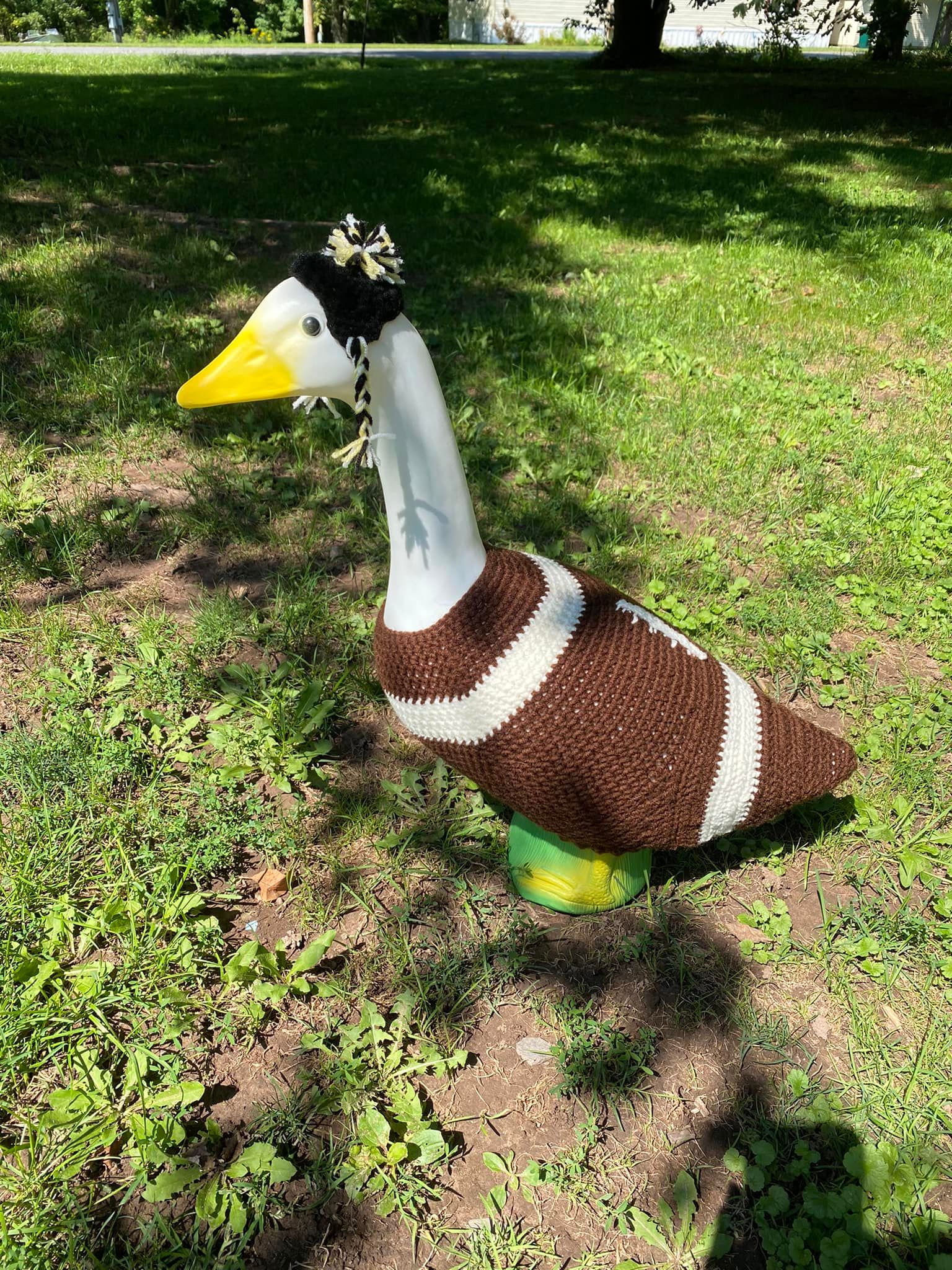 Free Pattern: Football Fan Goose - Snappy Tots